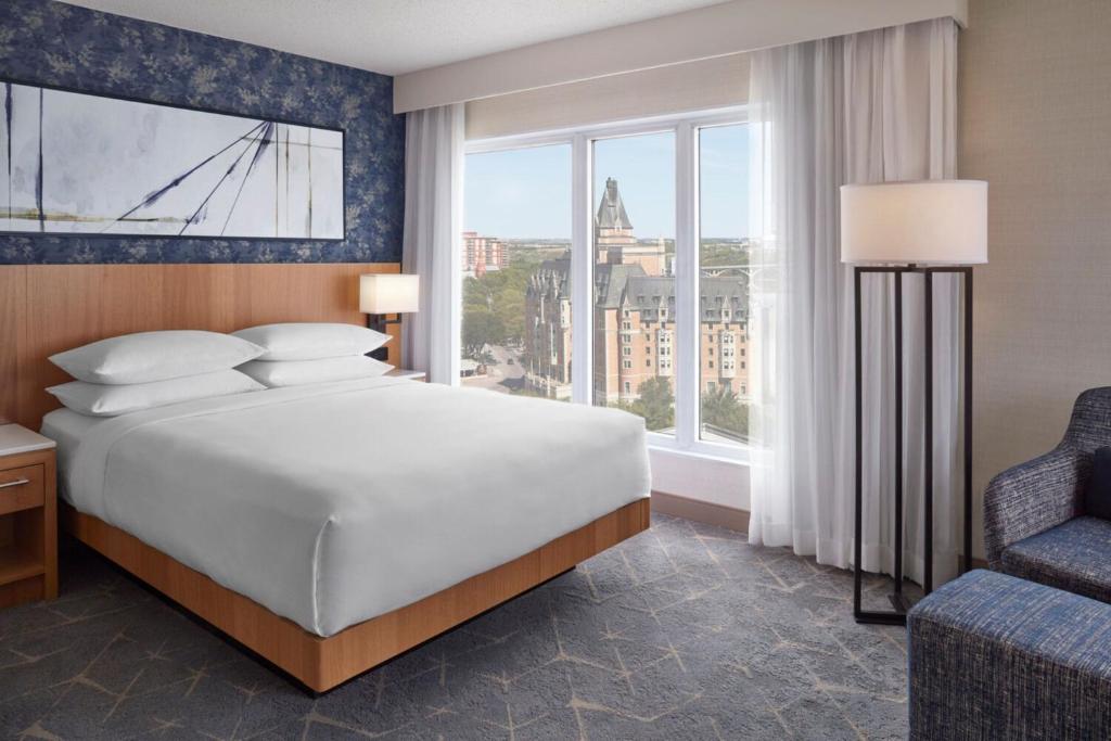 Delta Hotels by Marriott Saskatoon Downtown, Saskatoon (updated prices ...