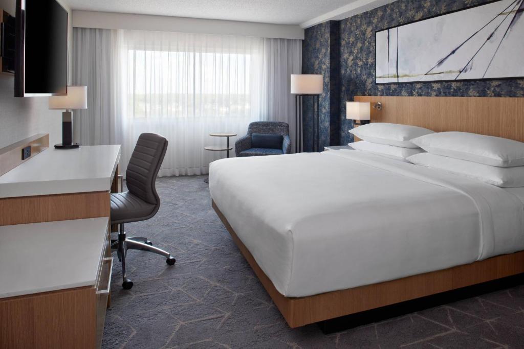 Delta Hotels by Marriott Saskatoon Downtown, Saskatoon (updated prices ...
