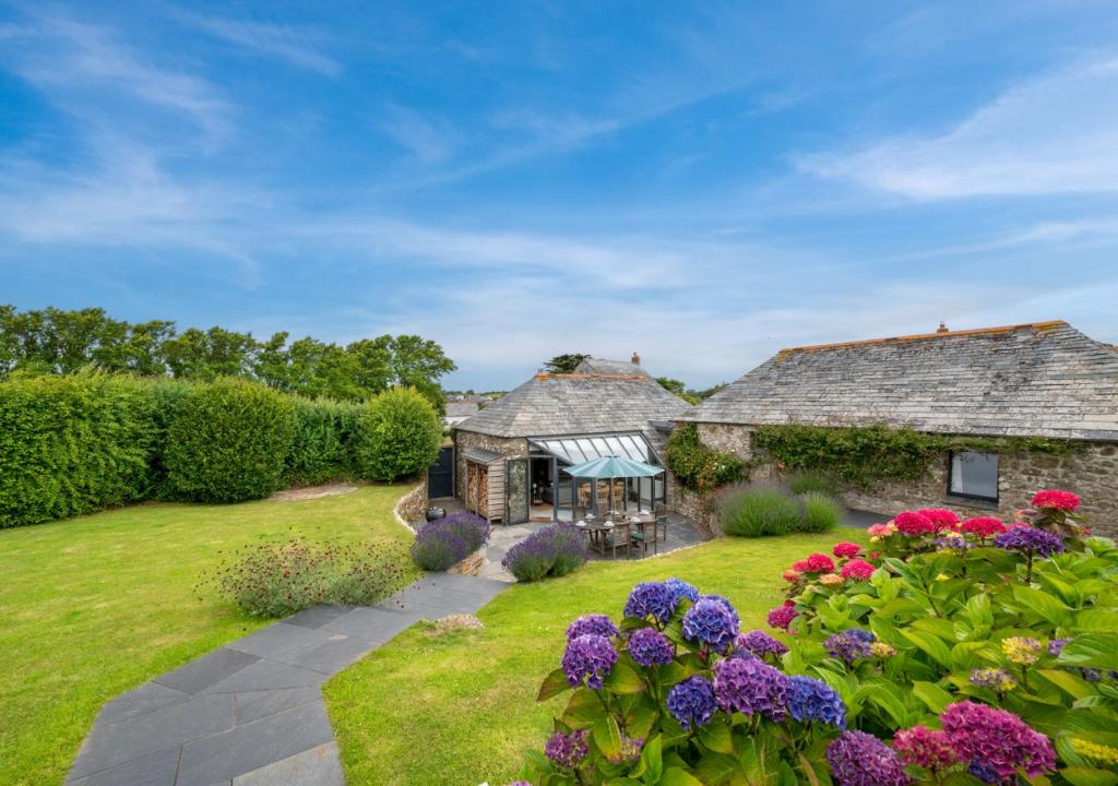 The Cow Shed, Saint Endellion (updated prices 2026)