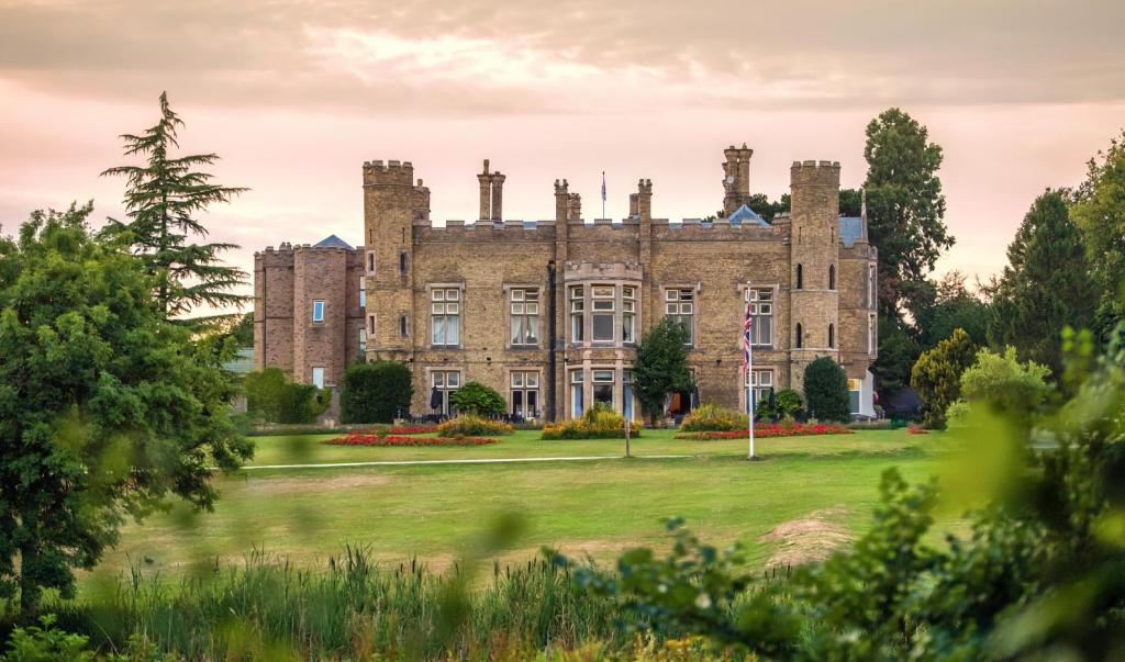 Cave Castle Hotel, South Cave – Updated 2023 Prices