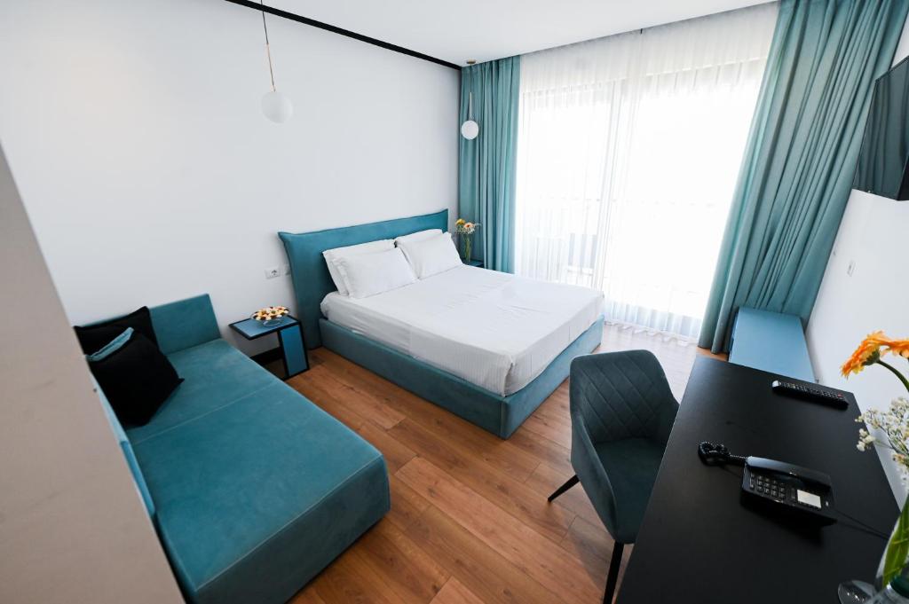 Royal G Max, Golem (updated prices 2025)