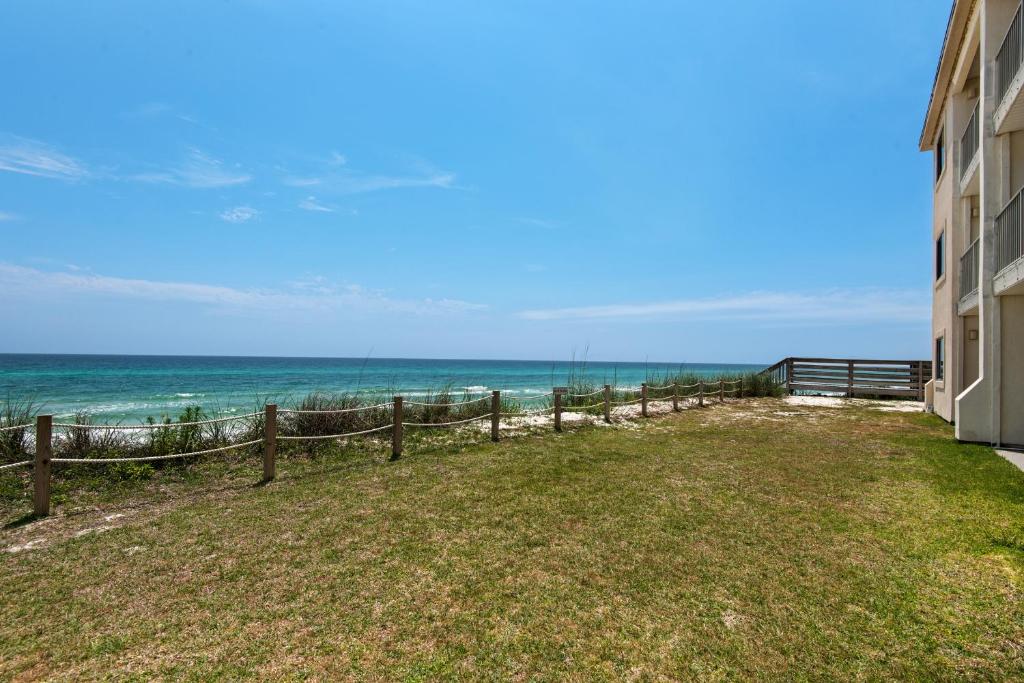 Beachside Condo 2, Santa Rosa Beach (updated prices 2025)