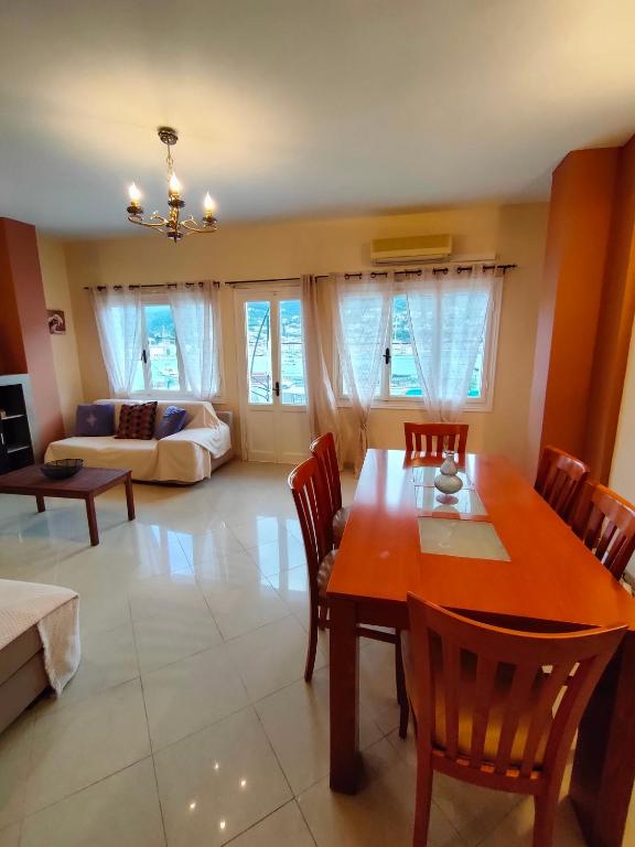 Bluebell House, Vathi (updated prices 2025)