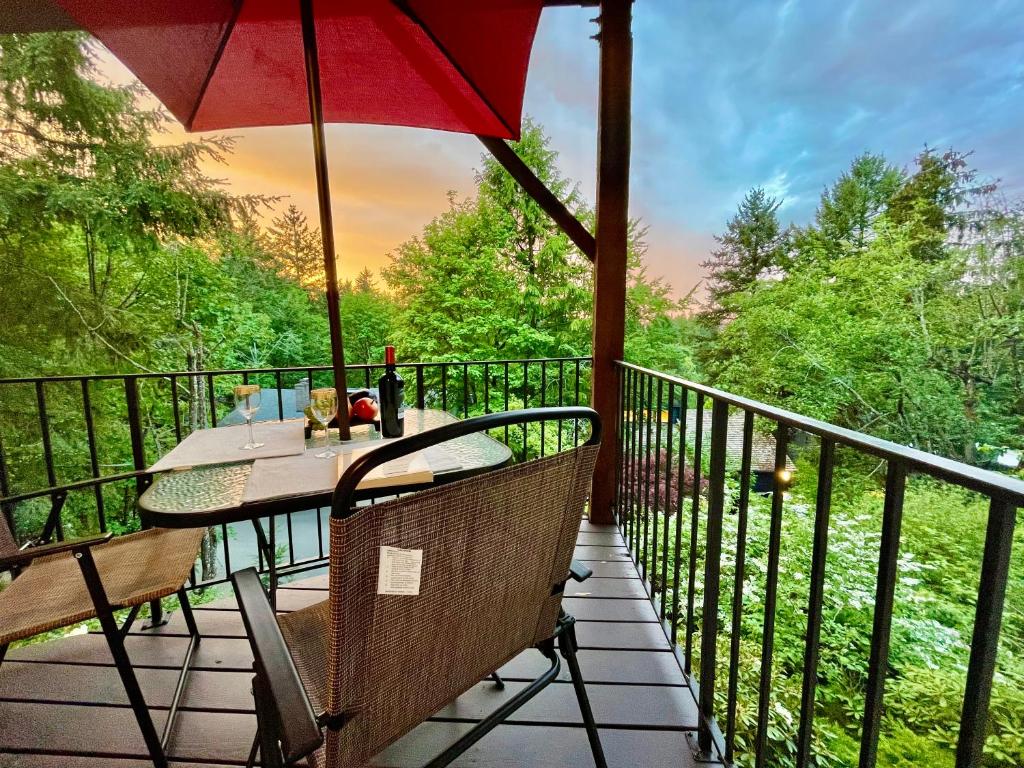 Nature Lover's Home, Lake Oswego (aktualisierte Preise für 2025)