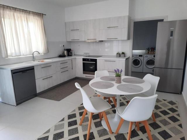 Apartment Iremia, Kontokali (precios actualizados 2024)