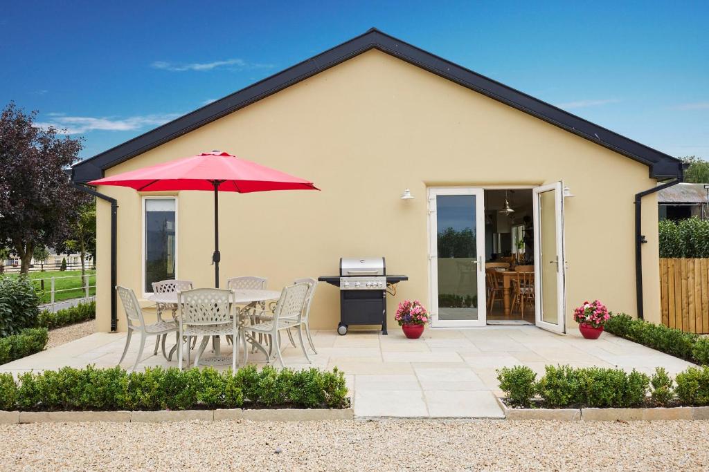 Lovely home on the shores of Lough Derg, Raheen Bridge – Updated 2023 ...