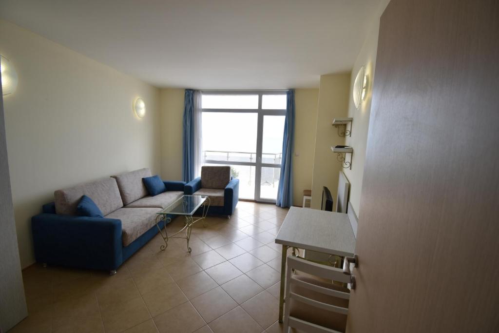 Annabella, Topola (updated prices 2024)
