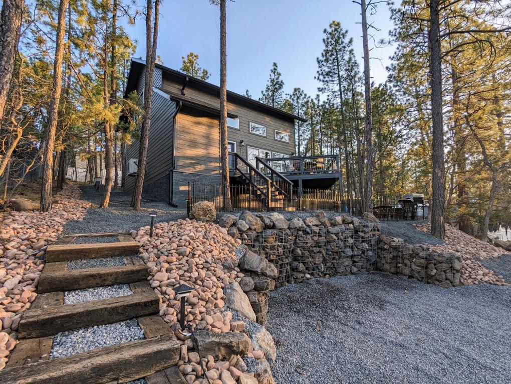 Hillside Hangout 3Bd/2Ba, Elevated Deck Sunsets, Pinetop-Lakeside ...