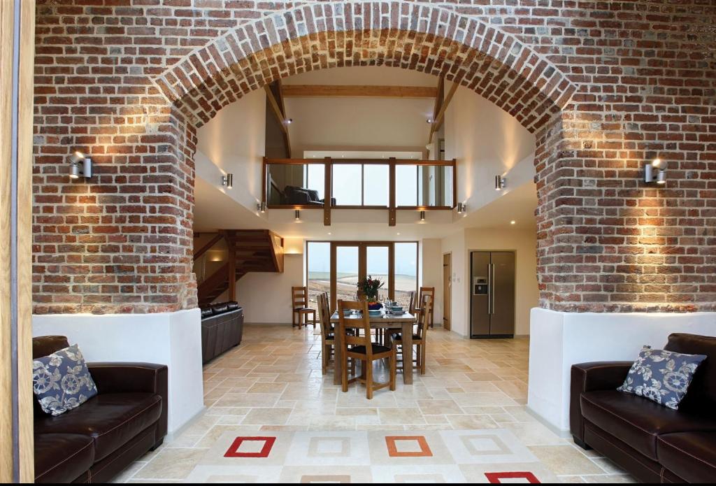 Blagdon Lower Barn, Winterborne Steepleton (updated prices 2025)