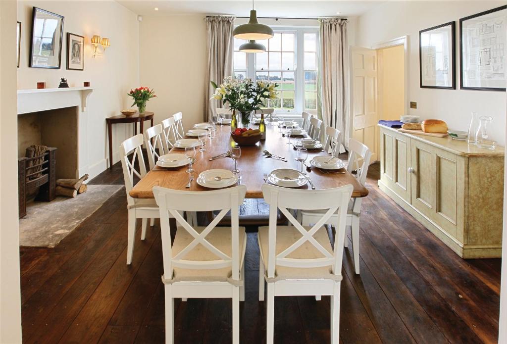Upper Mowley, Kington (updated prices 2026)