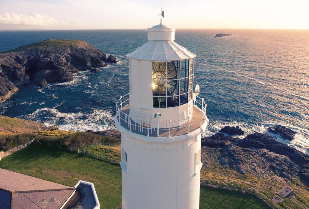 Pelorus Cottage, St Merryn (updated prices 2026)