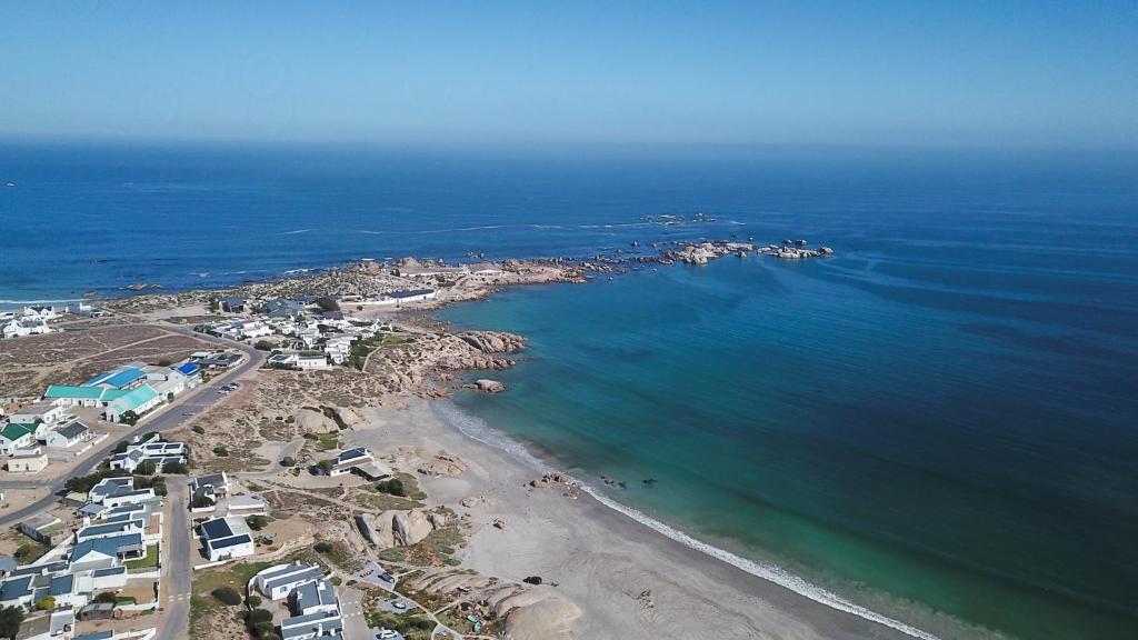 Flamink Beach View Cottage in Paternoster, Paternoster – Updated 2023 ...