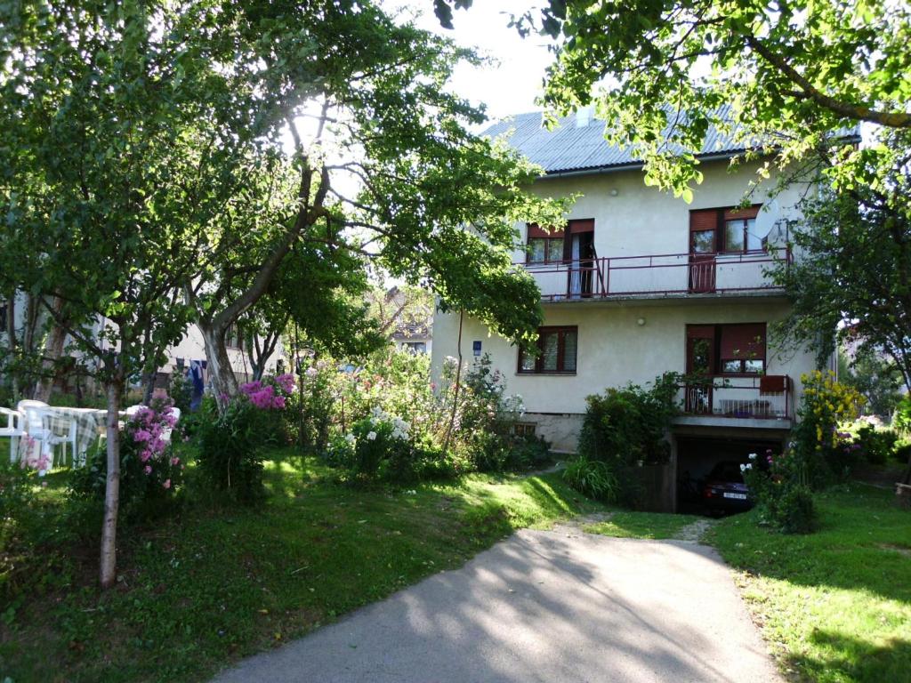 Guest House Krga, Korenica (updated prices 2026)