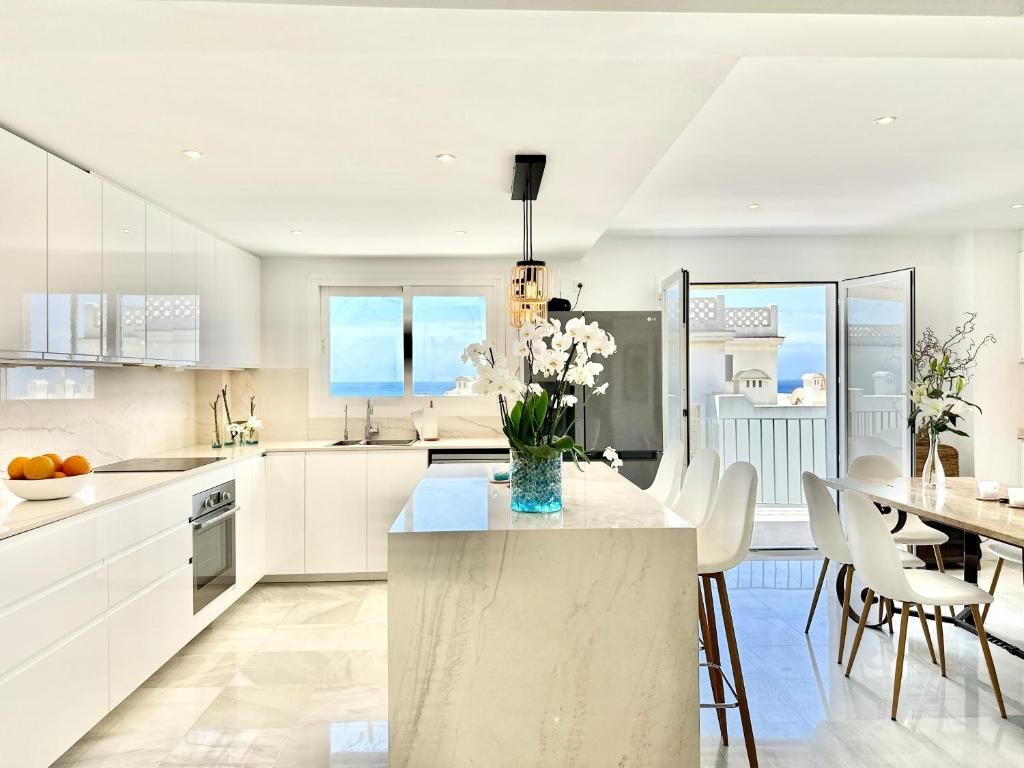 Marbella del Mar Beachfront - EaW Homes, Marbella (updated prices 2025)