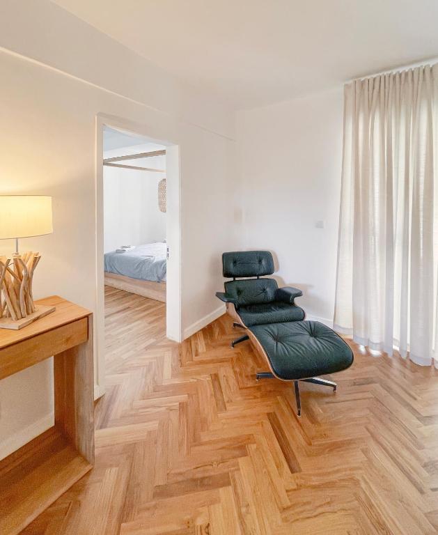 Phoenix Valley Suite - Exclusive Apartment + Pool, La Caverne (updated ...