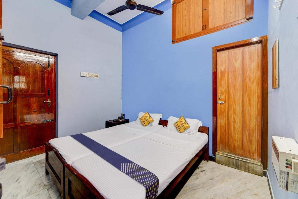 SPOT ON 80449 Karpagam Guest House (India Chennai) - Booking.com