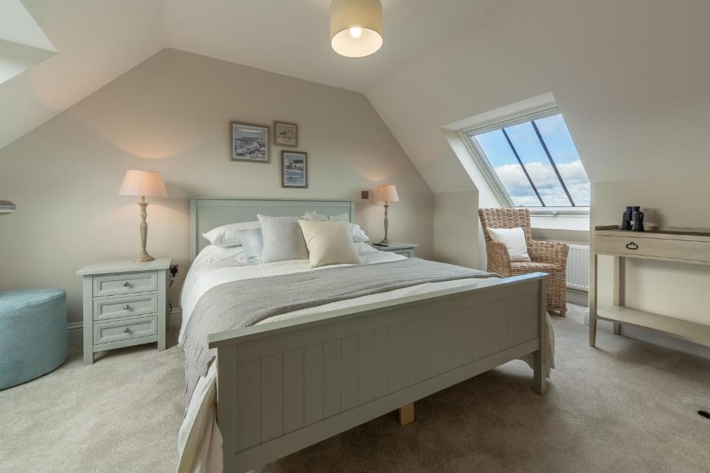3 Knights Cottages, Thornham (updated prices 2026)