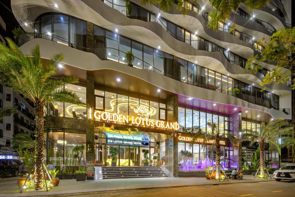 Golden Lotus Grand Da Nang - Panoramic Rooftop Bar & Daily Afternoon ...