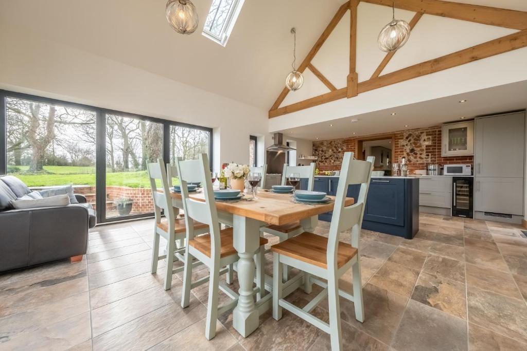Waterside Barn, Binham – Updated 2024 Prices