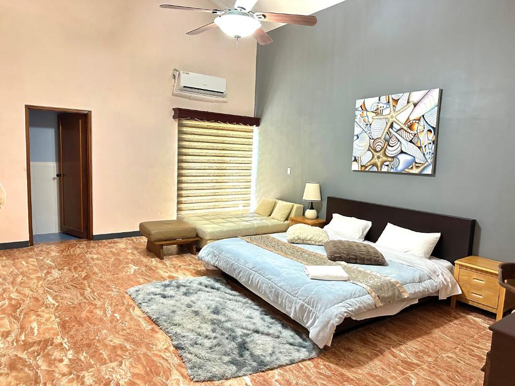 NO6 1 unit Angel swimming pool villa, Capitol Hill (updated prices 2025)