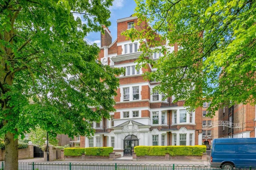 Lovely one bedroom flat in the heart of Chiswick, London (updated ...