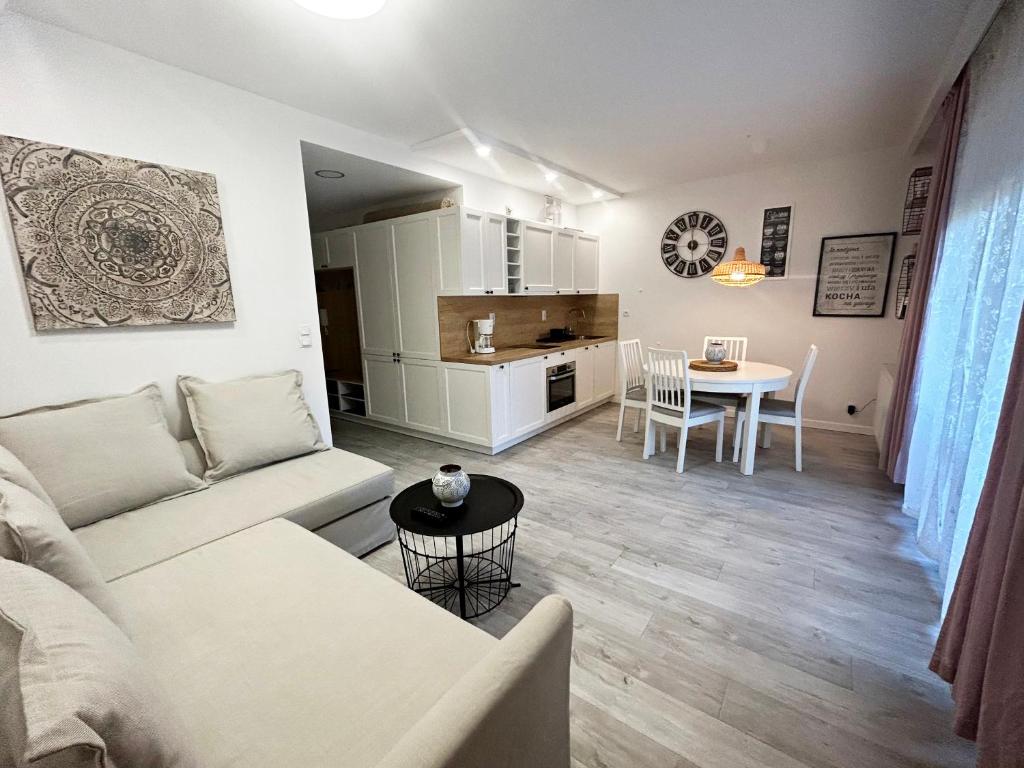 Kolorowe Balkony by Baltic Home, Międzyzdroje (updated prices 2025)