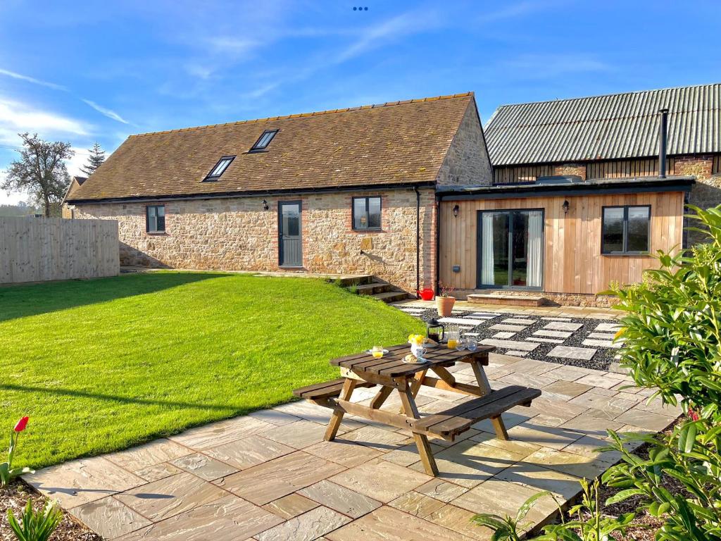 Evenwood Byre, Kenley (updated prices 2024)