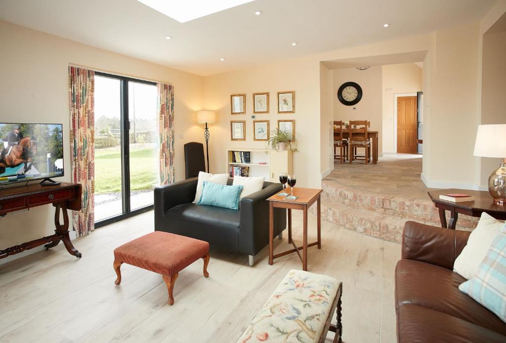 Evenwood Byre, Kenley (updated prices 2025)