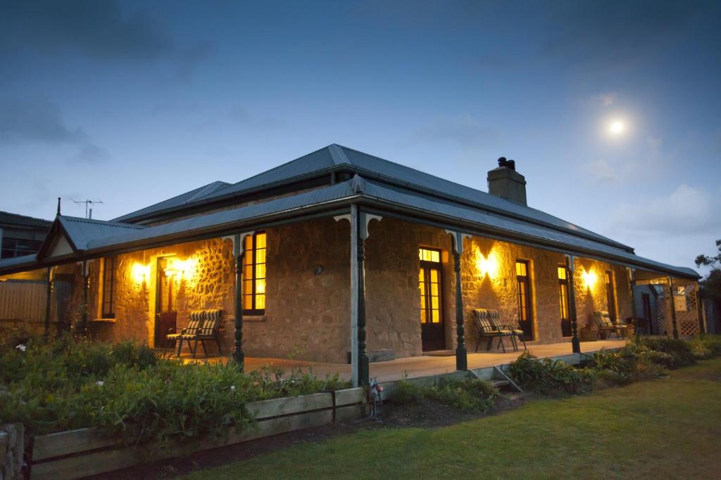 Robe House Heritage Accommodation, Robe (updated prices 2026)