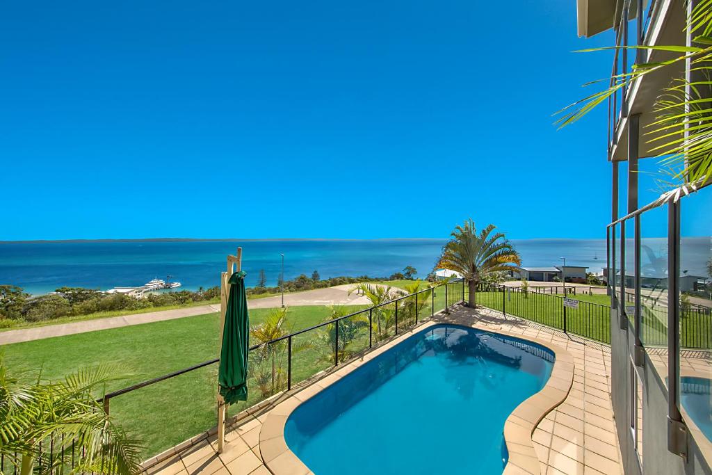 Holiday home Dolphinview, Tangalooma, Australia - Booking.com