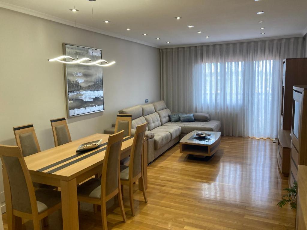 Atico Avila, Avila (updated prices 2025)