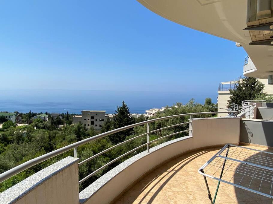 Drimadhë: Spacious and all-comfort sea-view appt, Dhërmi (updated ...