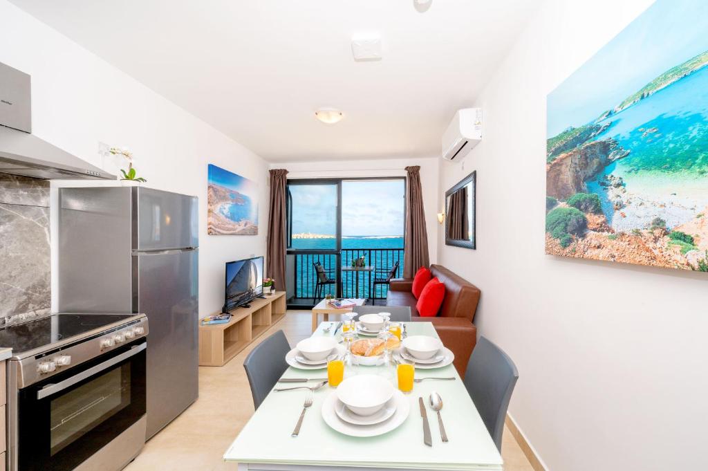 Islet Promenade Seafront 1 Bedroom Apartment with sea view balcony by ...