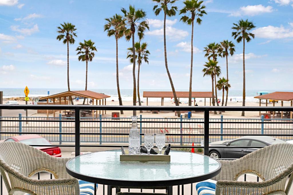 212A Beachfront View-Free Wifi, Oceanside (updated prices 2026)
