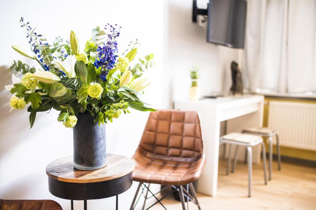 Amsterdam House of Arts & Crafts in Amsterdam