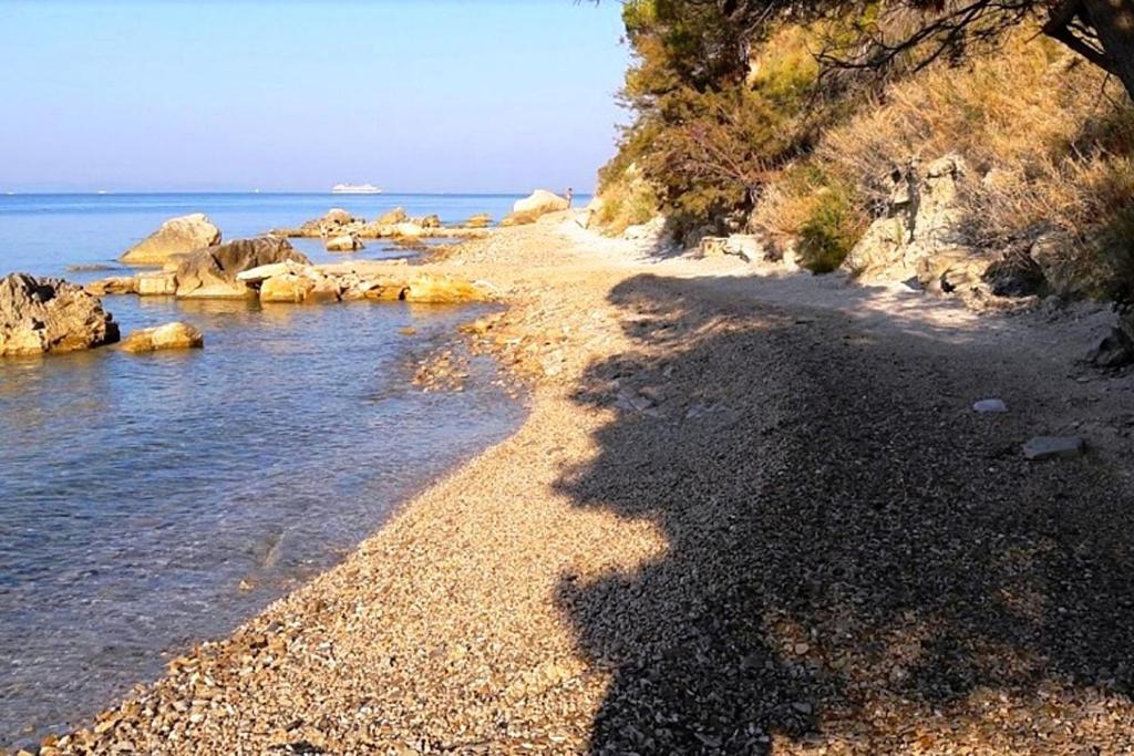 Apartments with a parking space Stobrec, Split - 21339, Split – Updated ...