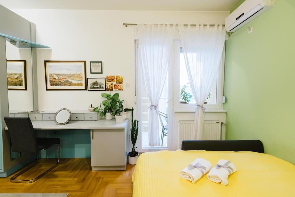 Charming and cozy studio near city center, Novi Sad (updated prices 2025)