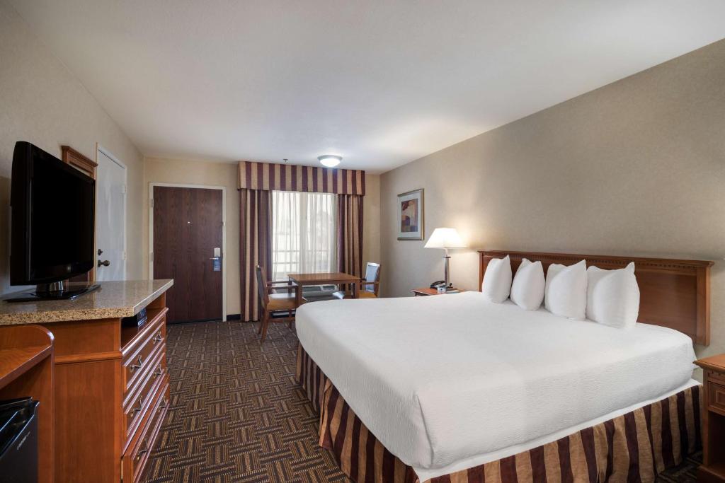 Best Western Norwalk Inn, Norwalk (updated prices 2025)