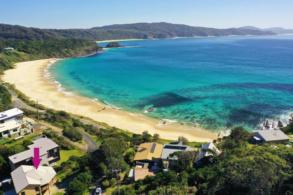 Far Shore, Seal Rocks – Updated 2024 Prices