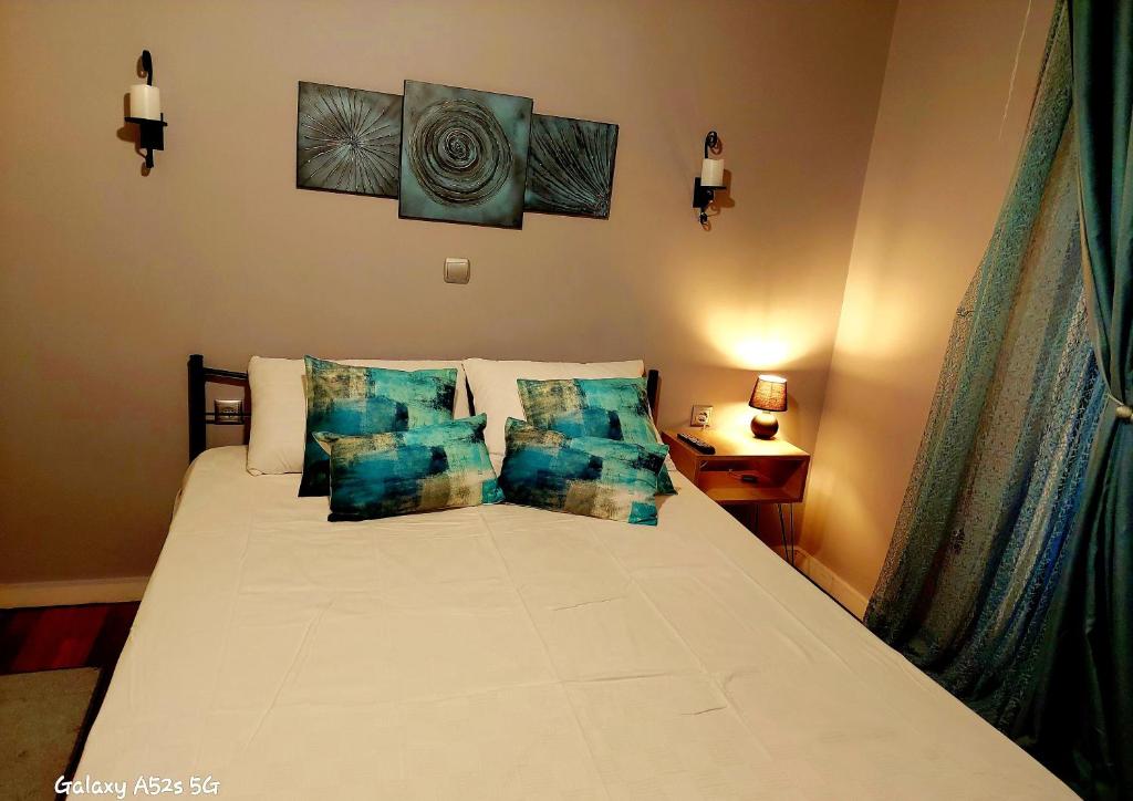 Art and view-studio, Kounoupidhianá (updated prices 2025)