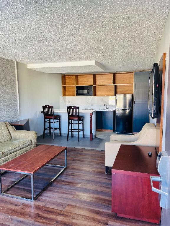North Villa extended stay, Houston (updated prices 2026)