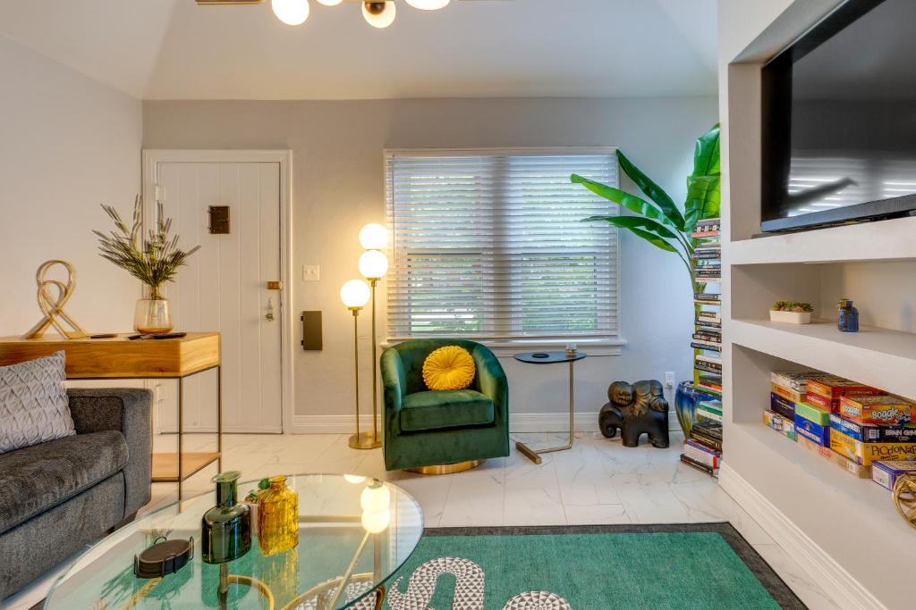 Modern Oklahoma City Home with Private Backyard!, Oklahoma City ...