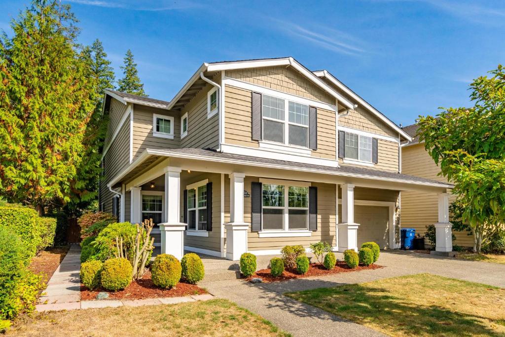 Family-Friendly 5BR Home in Redmond, Redmond (aktualisierte Preise für ...