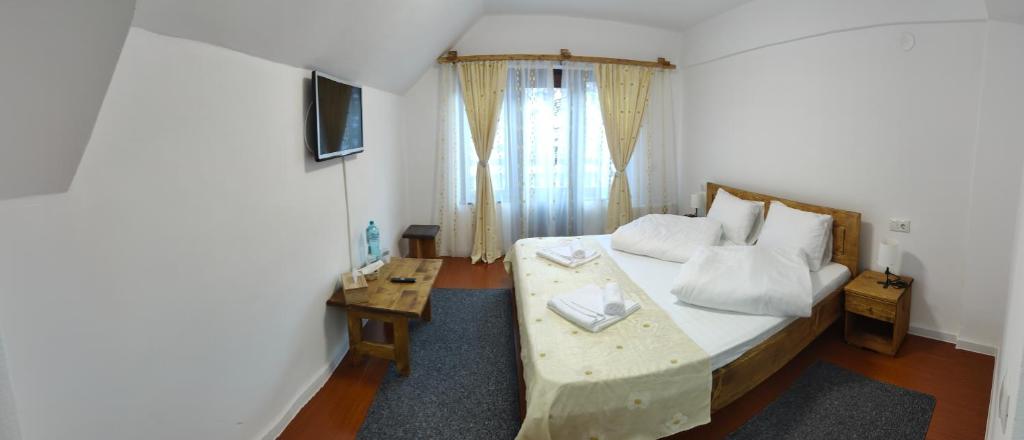 Pensiunea Trei Brazi Arieseni, Arieşeni (updated prices 2025)