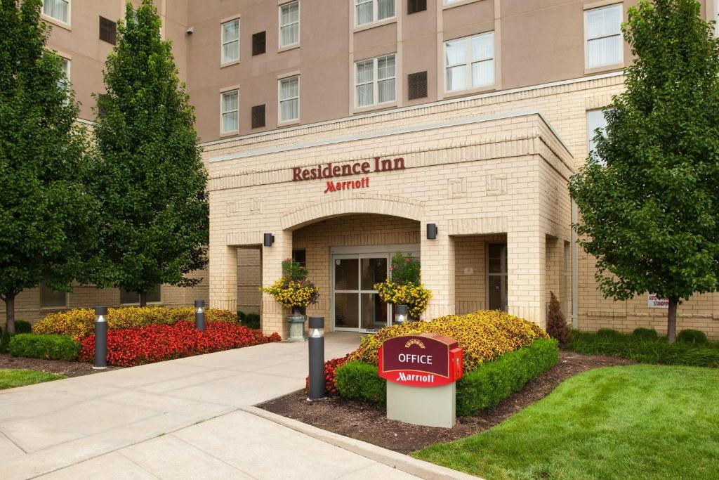 Residence Inn by Marriott St. Louis Downtown, Saint Louis (updated ...