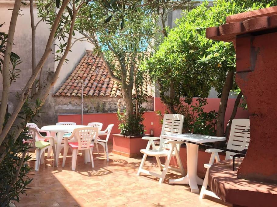 Spektar - Three-bedroom House with Grill in City Center, Novalja ...