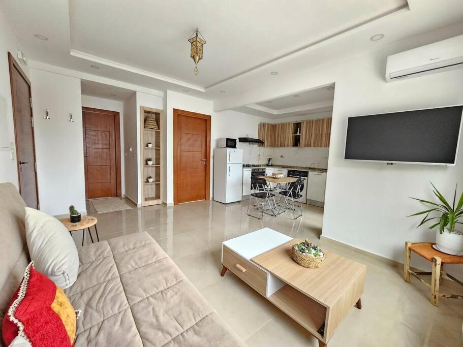 Aladin - Cosy à 200m de la plage de Chott Meriem, Sousse (updated ...