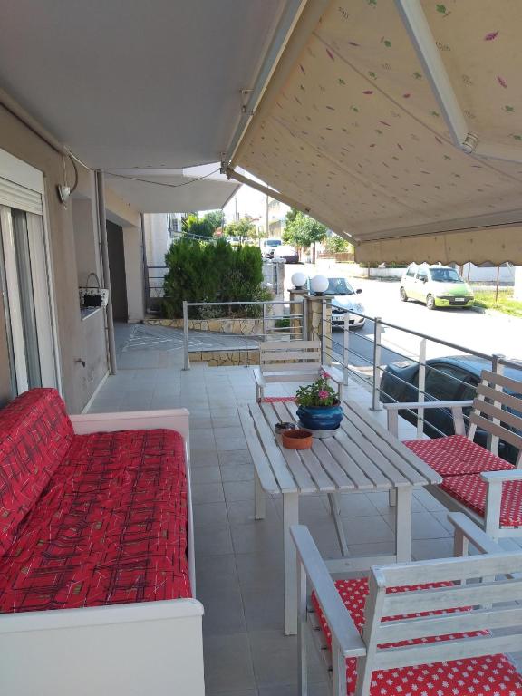 dimis apartment, Néa Michanióna (tarifs actualisés 2024)