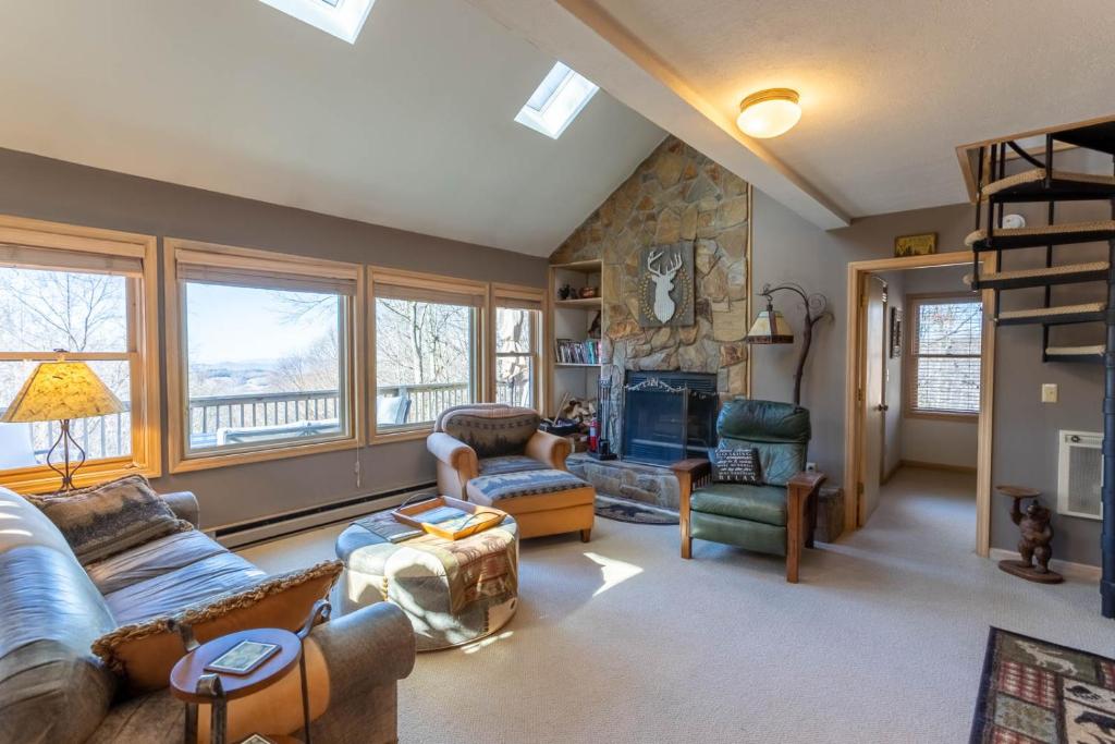 Summit Blue Mountain House, Beech Mountain (updated prices 2025)