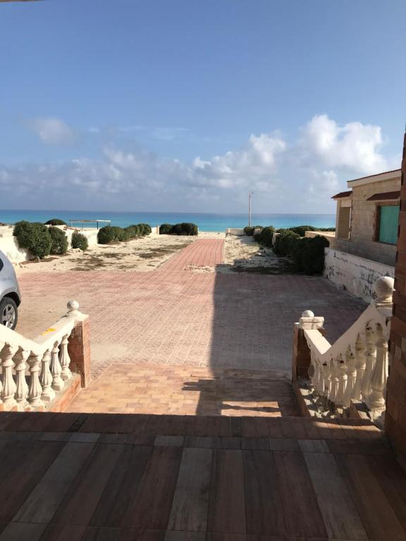 Ageba Beach Marsa Matrouh Chalet 103 صف اول بحر, Zāwiyat Umm ar Rakham ...